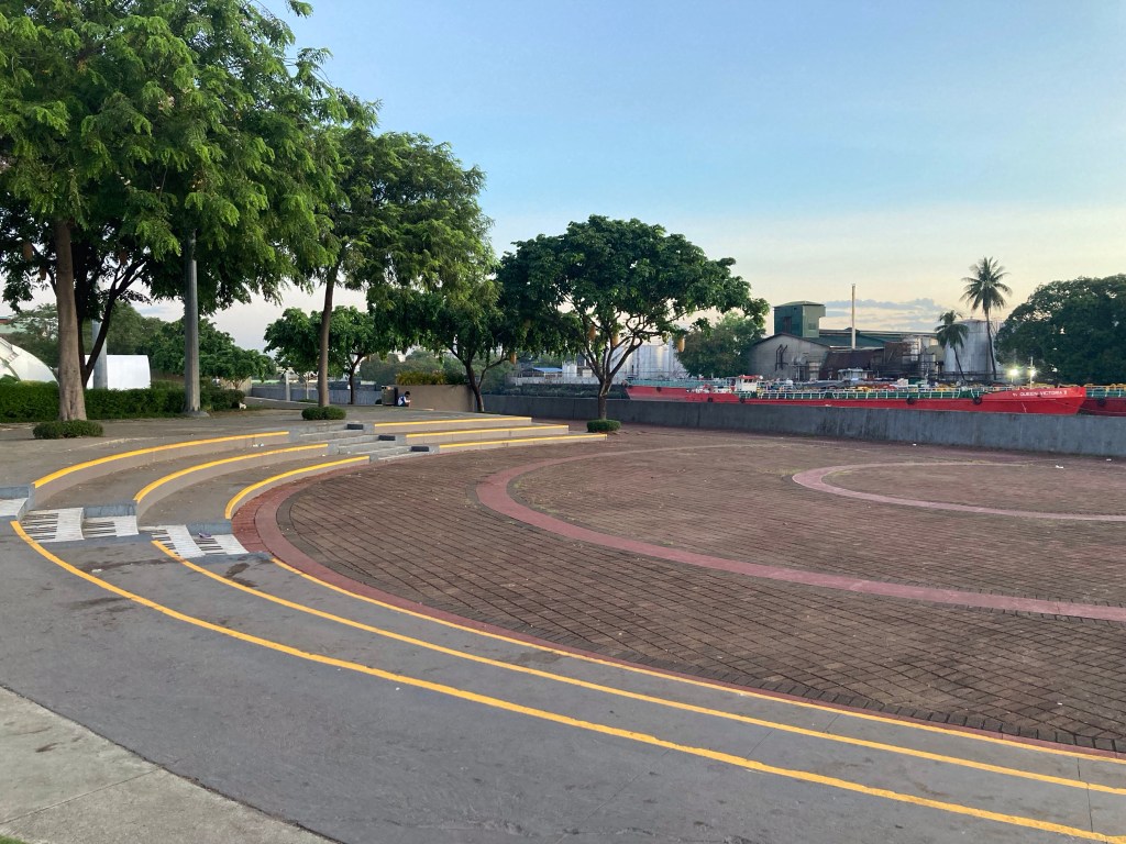 Visit: Circuit Makati Event Grounds – Zoomer PH