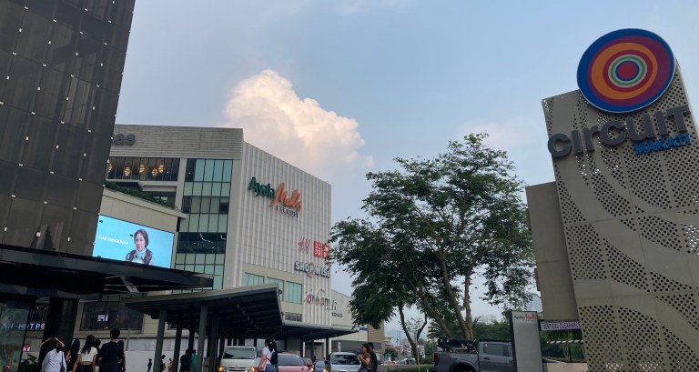Guide: How to Commute to Ayala Malls Circuit Makati (2025) – Zoomer PH